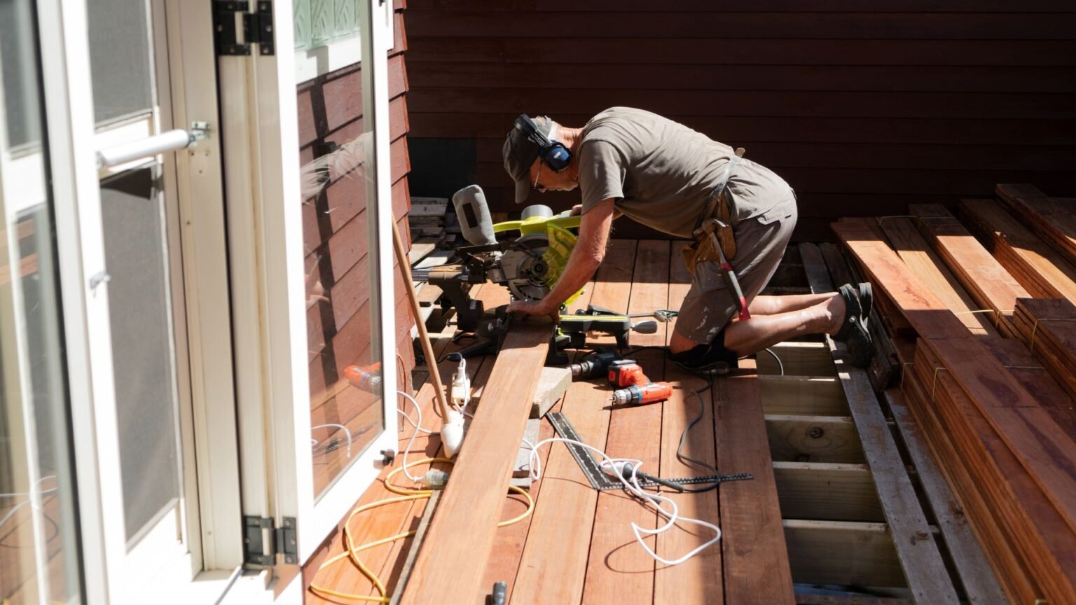 How To Build A Deck In NZ: A Step-By-Step Guide For Planning, Materials ...